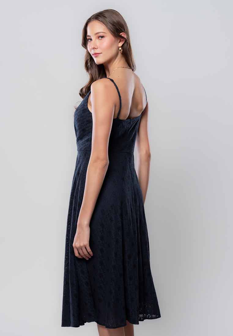 Briar Lace Sleeveless Dress with Overlap Detail – Paperdolls